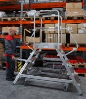 Alu Treppe mit Podest online kaufen